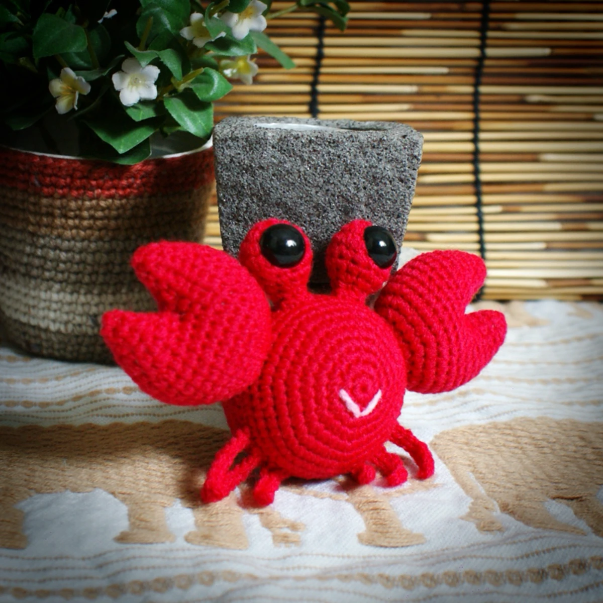 Free Amigurumi Crab Pattern For Summer Love and Fun Crochet